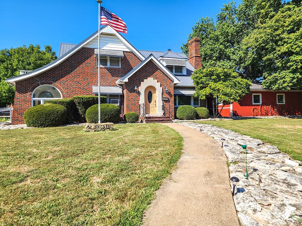 Small Town Living – Beautiful & Spacious Brick Home