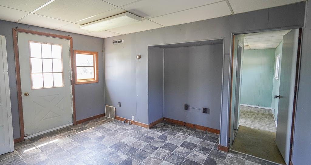 Commercial Property on Corner Lot with Ample Parking